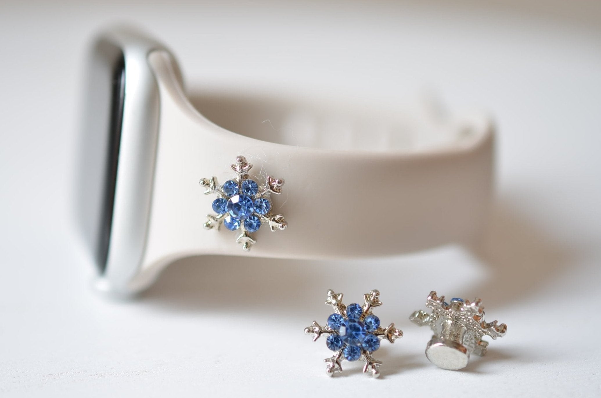 Snowflake Watch Band Charm (Blue) – CharmsBeDazzle